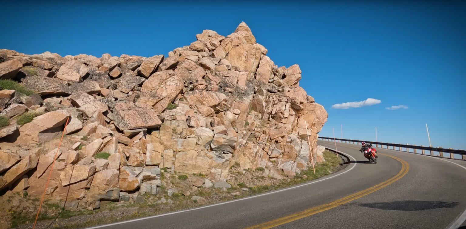 How Do Motorcycles Actually Turn - CanyonChasers